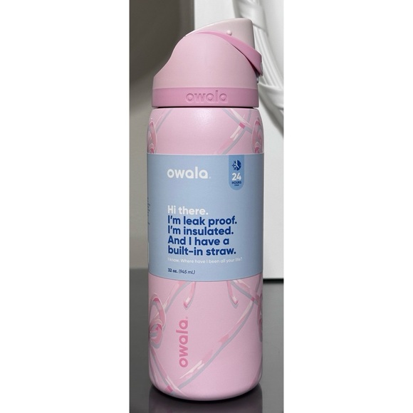 owala | Dining | Owala Holiday Collection 32oz Freesip Water Bottle ...